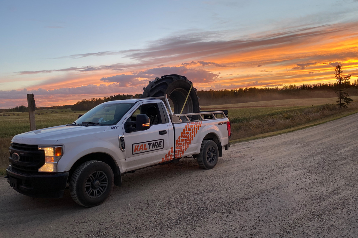 Agriculture Tires & Tractor Tires That Canada Can Trust | Kal Tire