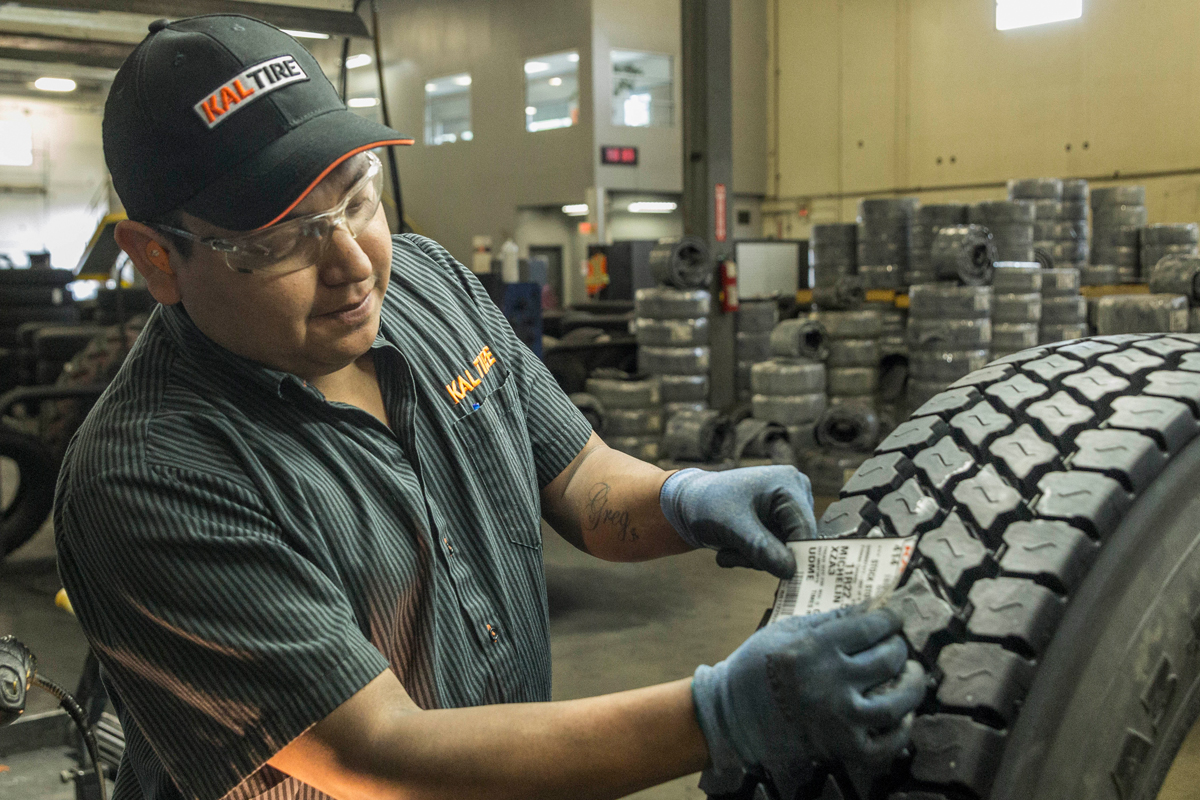 Pour en finir avec les mythes sur les pneus rechapés | Kal Tire