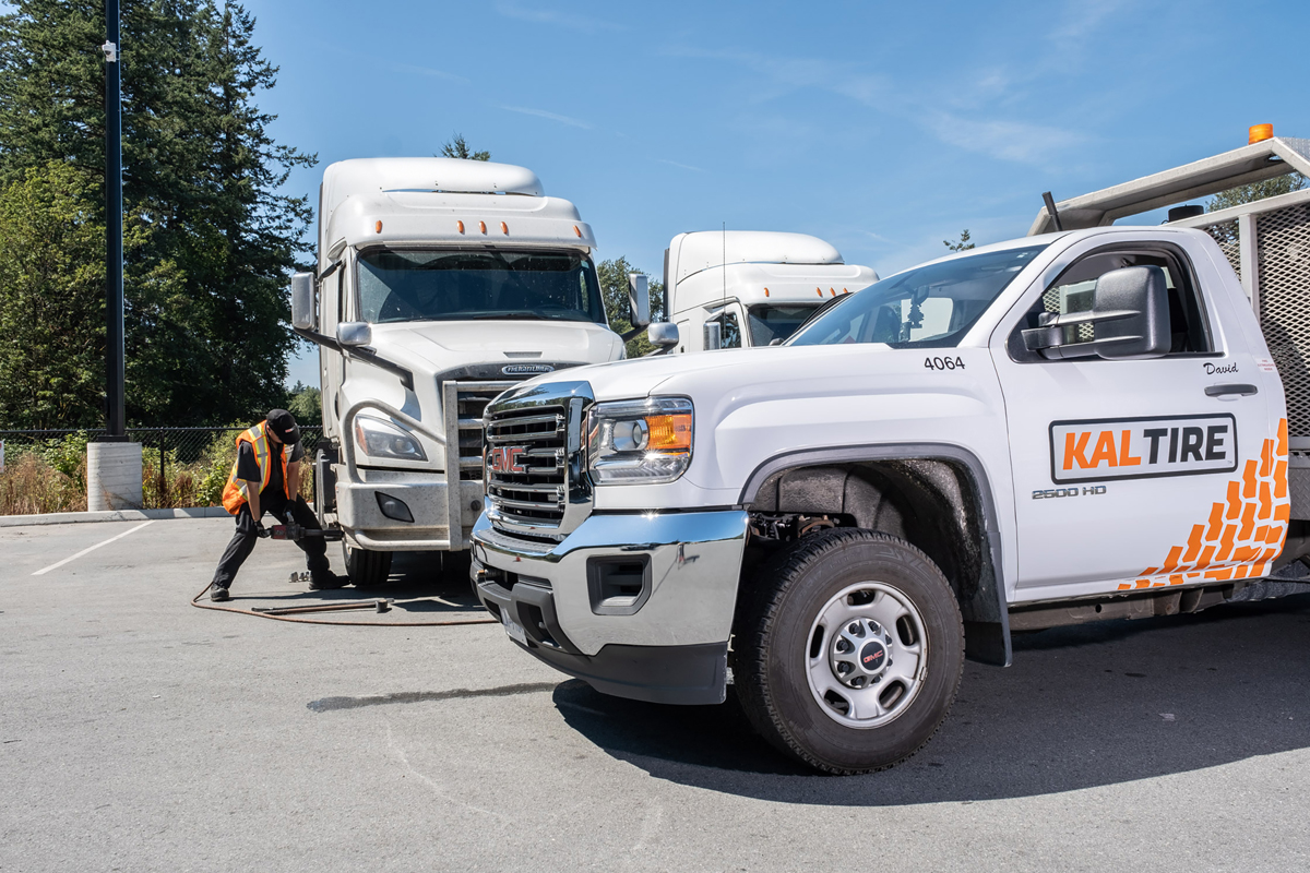 Mobile Commercial Tire Service & Roadside Assistance | Kal Tire