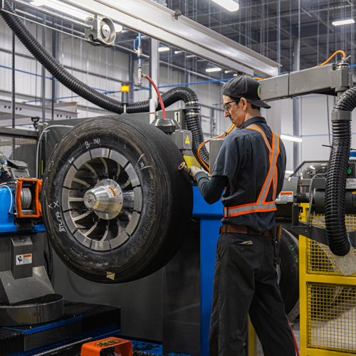 Retread Product Line-up | Kal Tire Commercial