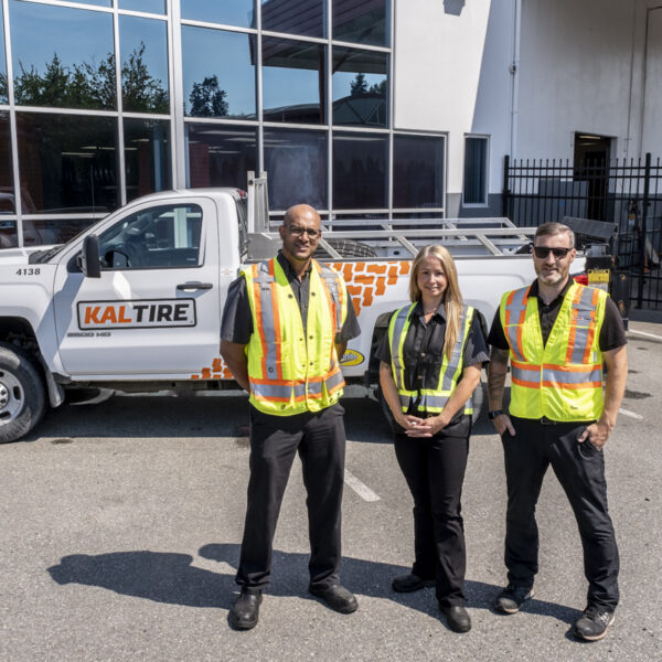 A National Commercial Tire Dealer Who Delivers | Kal Tire